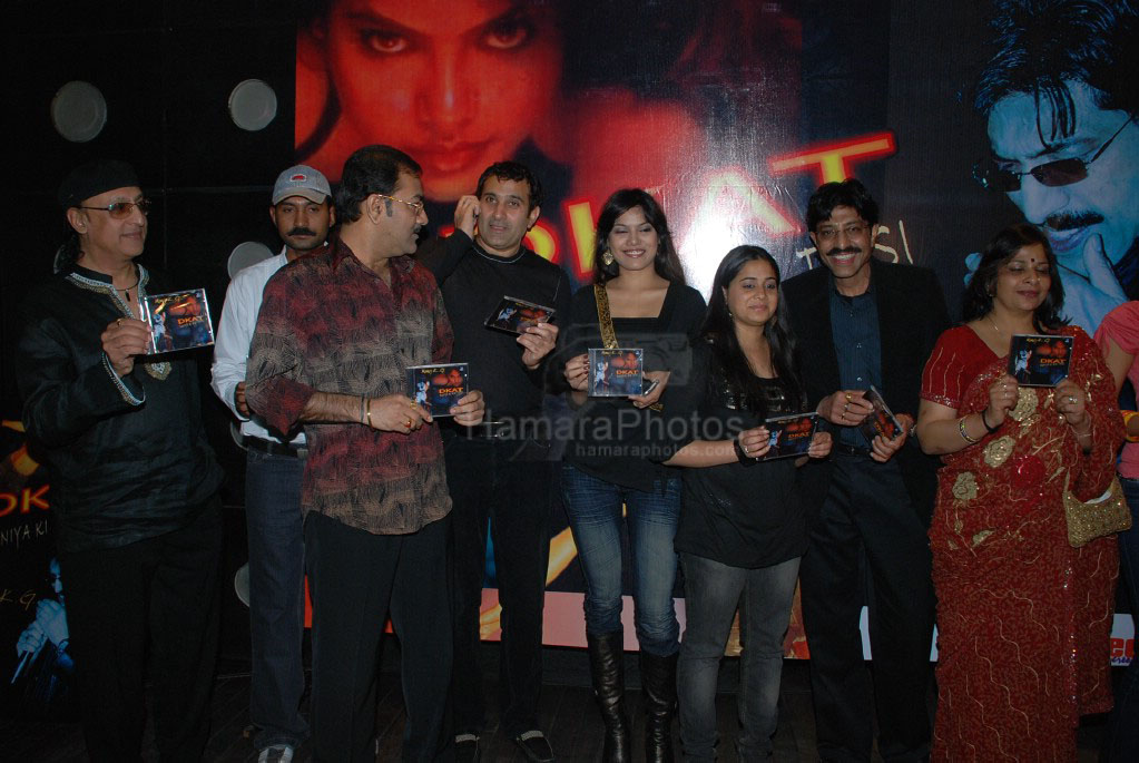 Bali Bhrahmabhatt, Sudesh Bhonsle, Dr. Manoj Kumar Gupta, Parmeet Sethi at the launch of Duniya ...